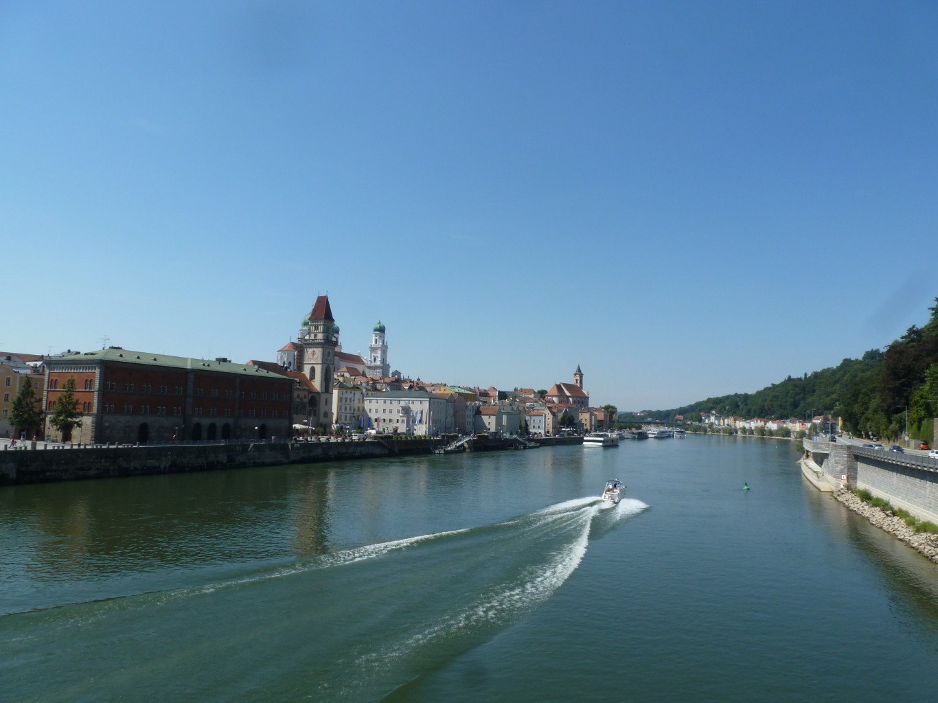 Tour | Passau to Vienna Cycling | Headwater | C10PA